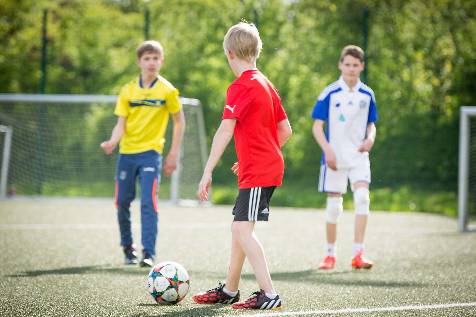 Elsass Fonden i Aarhus | Spil fodbold med andre børn med CP